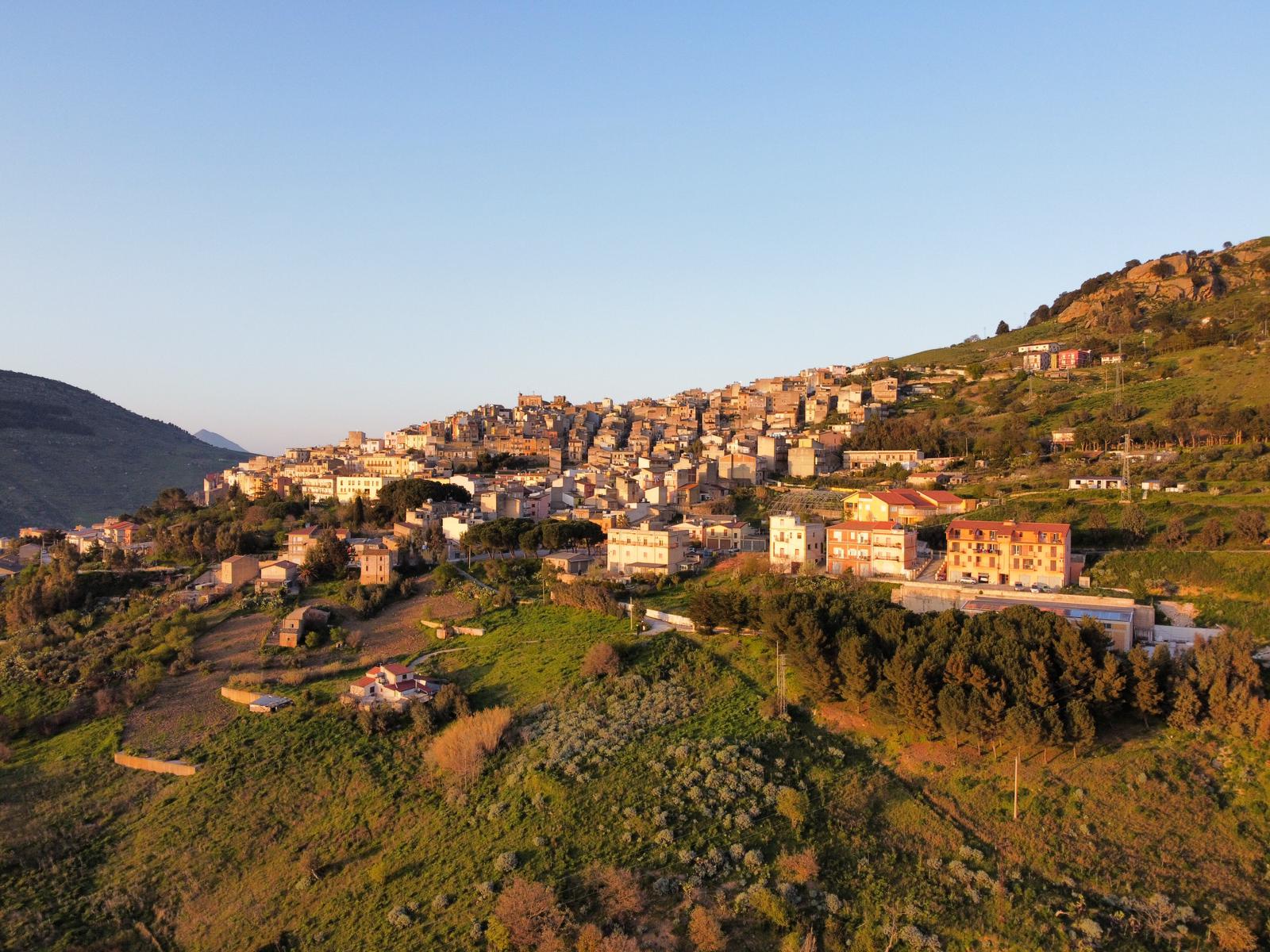 Un viaggio ad Alia alla scoperta delle scattate - ColoursofSicily